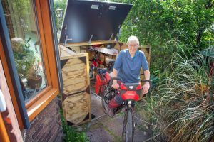 Fietsenberging in de voortuin. Heb je een vergunning nodig? - Fietsersbond