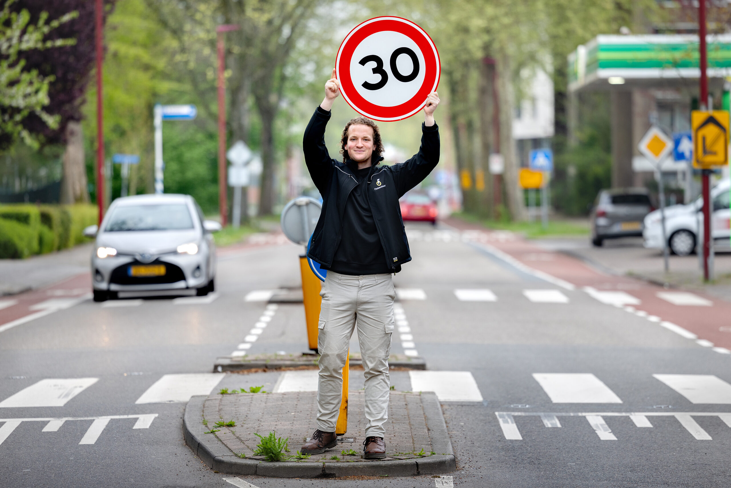 Column: Waarom de discussie over 30 km/u eigenlijk heel vreemd is... - Fietsersbond